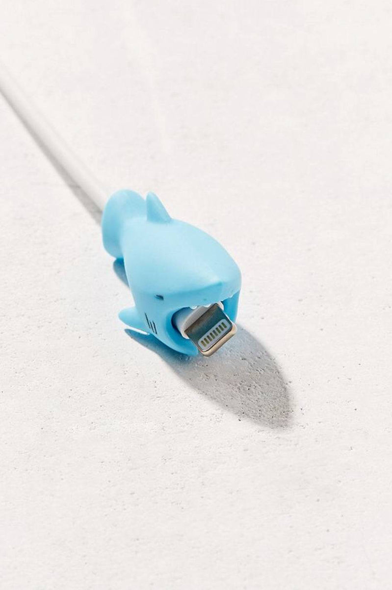Shark Cable Chomper | IndigoPetco.com